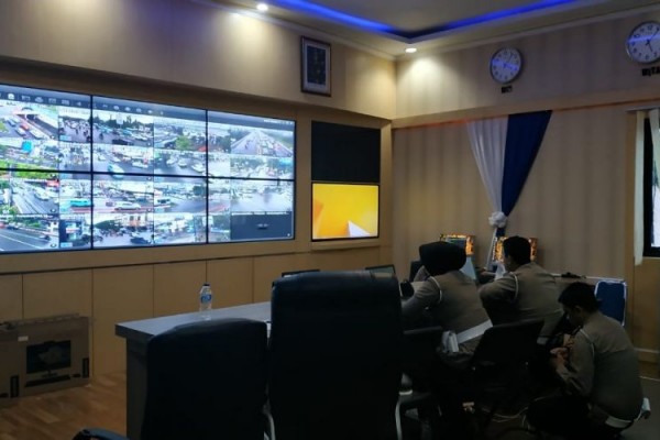 Uji Coba Tilang Elektronik, Jumlah Pelanggar di Hari Kedua Menurun Uji Coba Tilang Elektronik, Jumlah Pelanggar di Hari Kedua Menurun