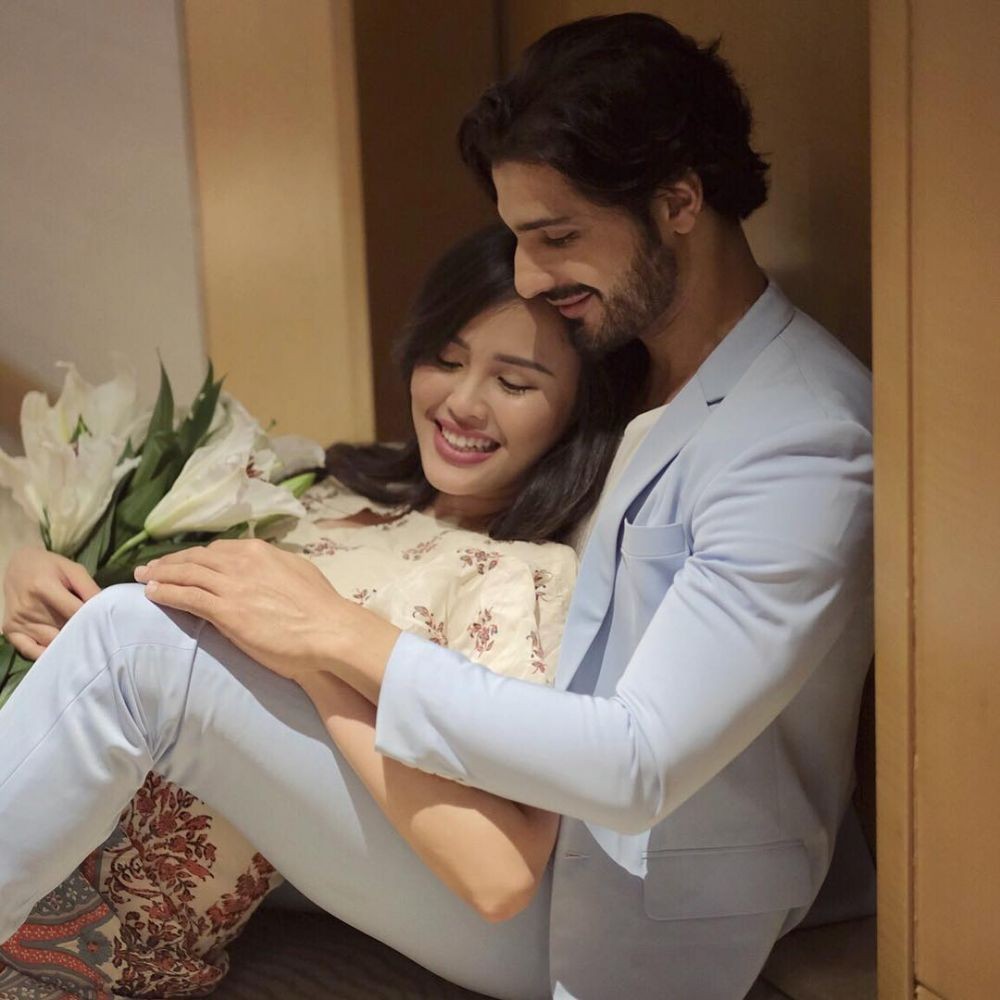 Kepincut Wanita Indonesia, 10 Potret Keluarga Aktor India Vin Rana