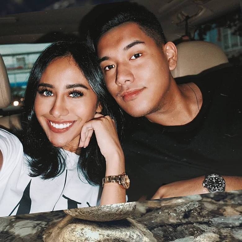 Setahun Pacaran, Inilah 10 Kemesraan Jaz Hayat dan Karina Basrewan