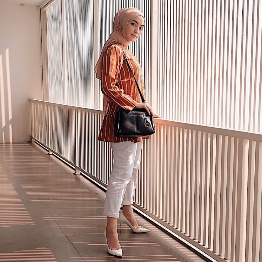 10 Gaya Ootd Citra Kirana Dengan Balutan Hijab Anggun Banget