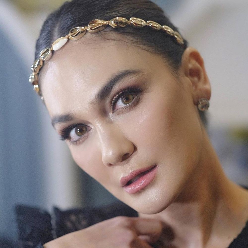 Ulang Tahun Ke 36 10 Transformasi Luna Maya Yang Memesona Sejak Kecil