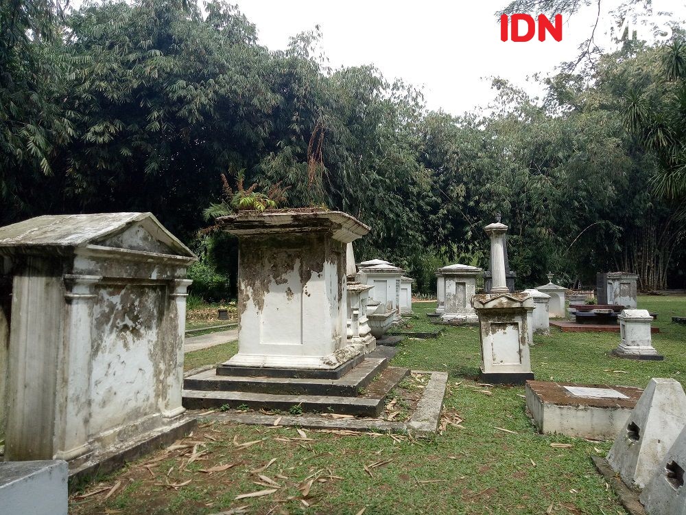 Legenda Lady Raffles dan Sosoknya yang Sering Muncul di Danau Gunting