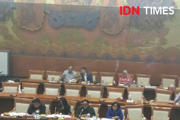 Cium Keterlibatan Luhut di KCN, Andre Rosiade: Sikat, Pak Menteri! Cium Keterlibatan Luhut di KCN, Andre Rosiade: Sikat, Pak Menteri!
