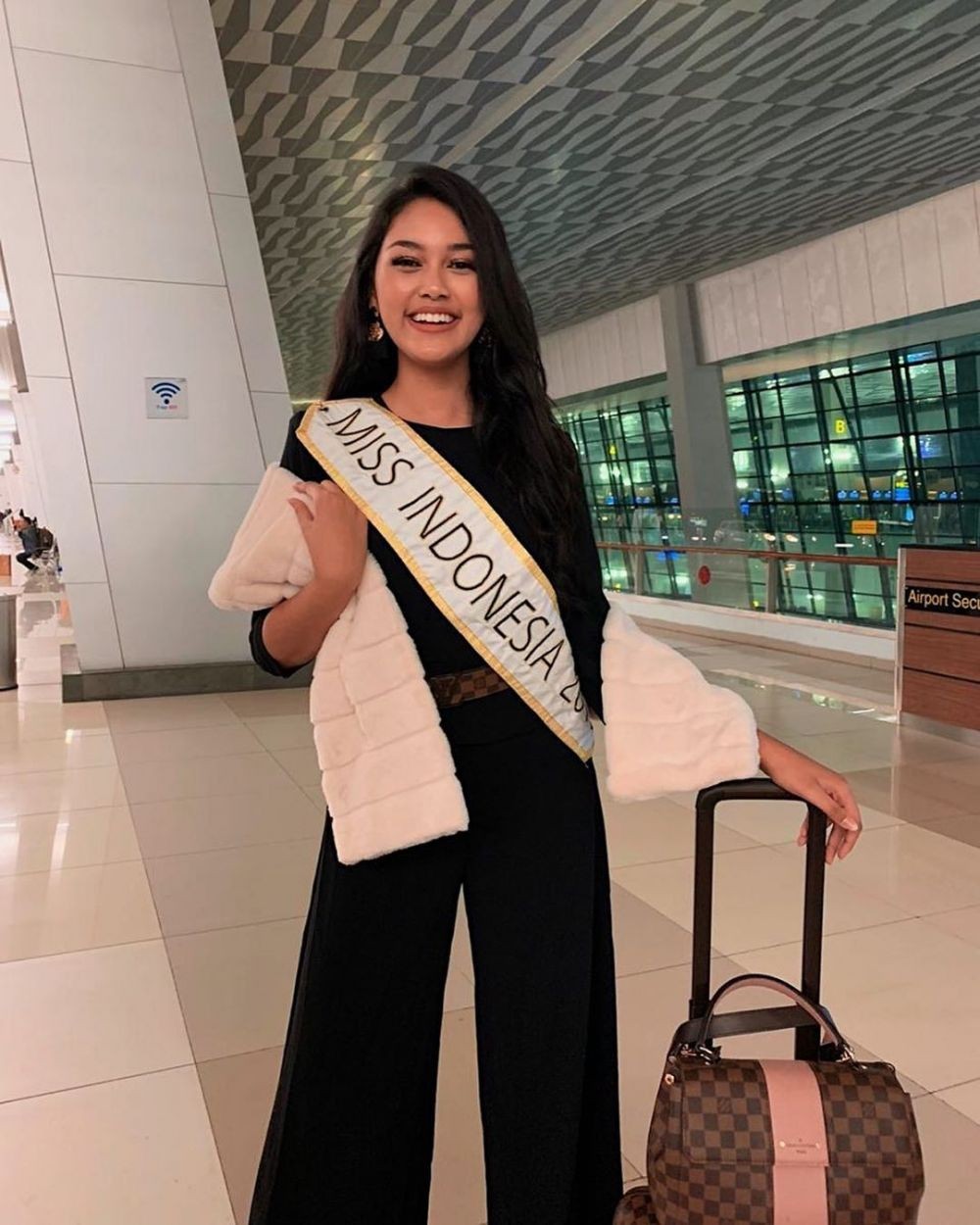 wakil indonesia miss world