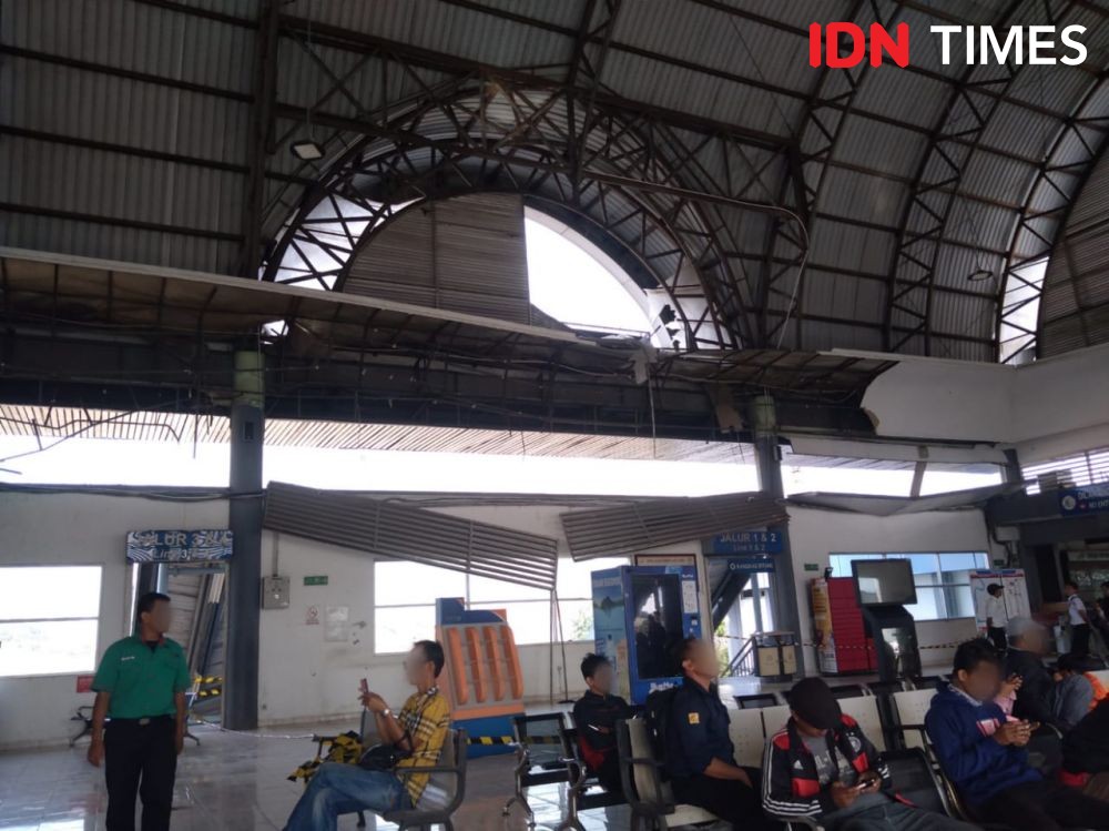FOTO: Begini Kondisi Terkini Stasiun Serpong Usai Dilanda Hujan A | IDN ...