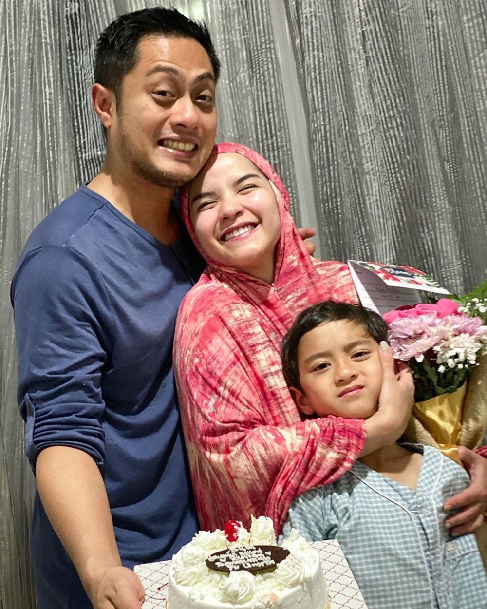 Sederhana, 10 Momen Perayaan Ulang Tahun Tasya Nur Medina yang ke-34