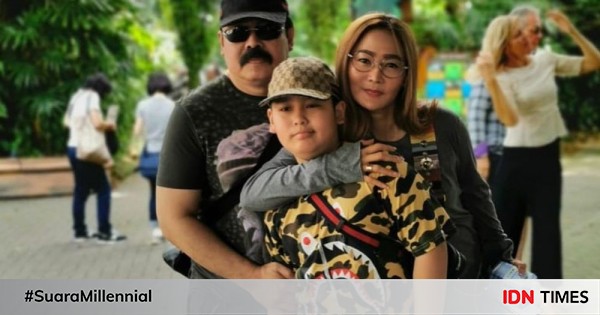 Dikenal Kalem, 7 Gaya Kocak Adam Suami Inul Daratista Main TikTok