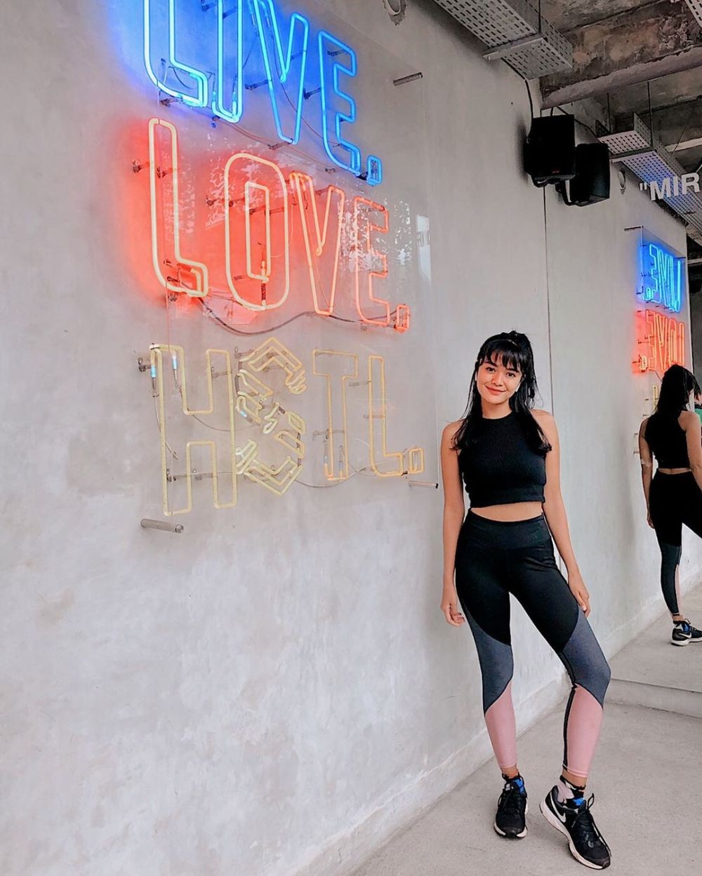 Hobi Olahraga, 10 Potret Annisa Nurul OK Jek dengan Body Goalsnya