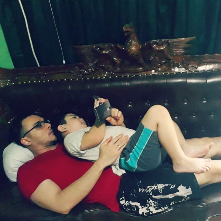 Dulu Artis Sinetron, 10 Potret Ivan Permana yang Kini Sudah Jadi Ayah Dulu Artis Sinetron, 10 Potret Ivan Permana yang Kini Sudah Jadi Ayah