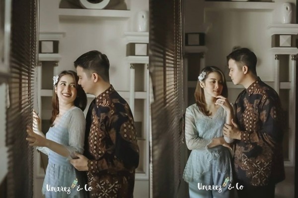 9 Potret Lamaran Handika Pratama dan Rosiana Dewi, Manis Banget 9 Potret Lamaran Handika Pratama dan Rosiana Dewi, Manis Banget