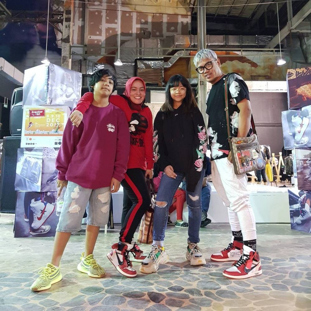 10 Style Kompakan Keluarga Uya Kuya yang Hypebeast Abis
