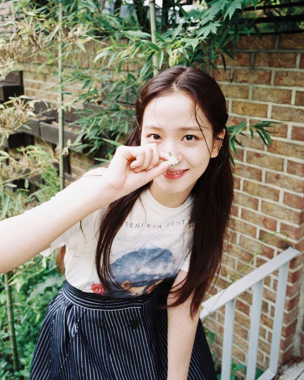 Curi Perhatian, 10 Idol KPop Ini Punya 'Aegyosal' Indah Curi Perhatian, 10 Idol KPop Ini Punya 'Aegyosal' Indah