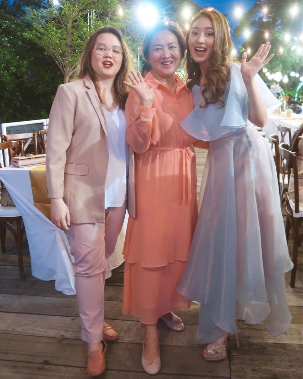 9 Adu Style Kakak Beradik Kece, Natasha Wilona Vs Claresta Frederica