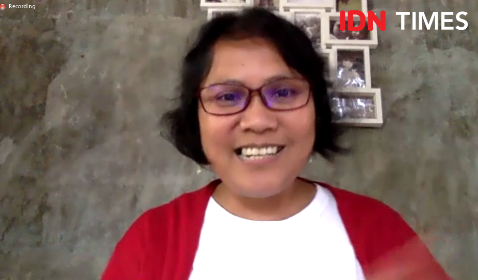 Peran Perempuan Ciptakan Perdamaian di Daerah Konflik Peran Perempuan Ciptakan Perdamaian di Daerah Konflik