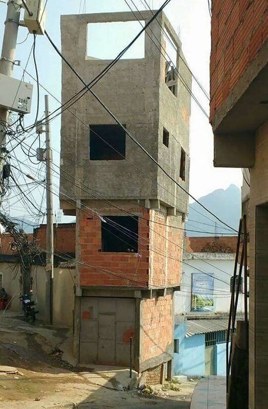 10 Desain Bangunan Antimainstream Ini Bikin Gagal Paham 10 Desain Bangunan Antimainstream Ini Bikin Gagal Paham
