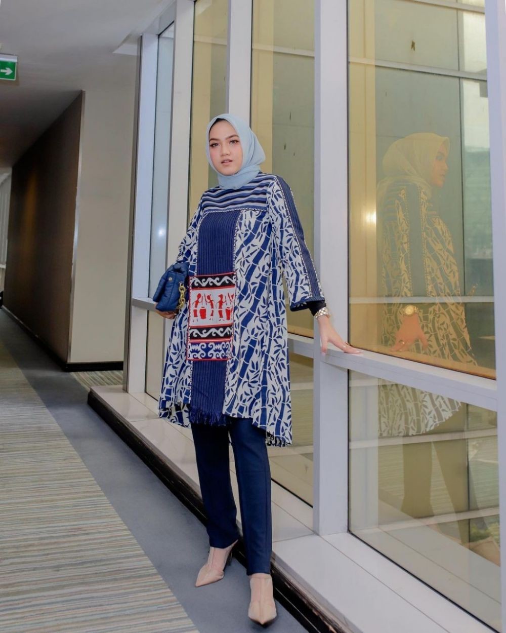 9 Ide Baju Kondangan ala Chacha Thaib, Batik sampai Dress