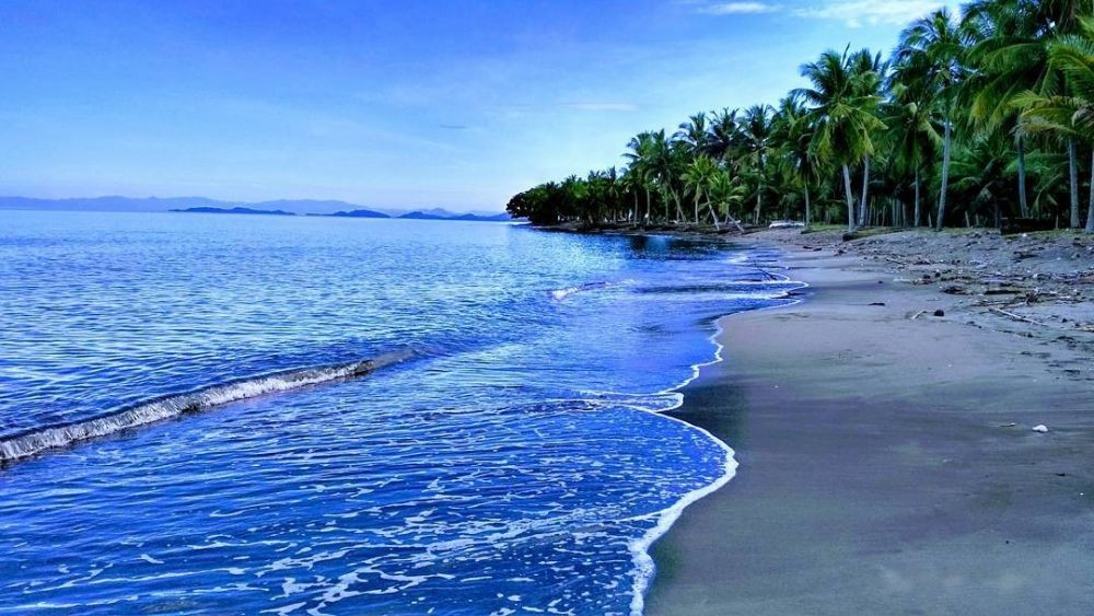 5 Pantai dengan Pemandangan Laut dan Pasir Indah di Pinrang