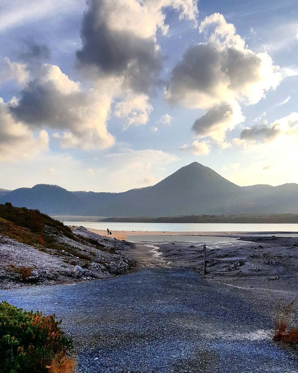 10 Tempat Wisata yang Dianggap Gerbang Menuju Neraka 10 Tempat Wisata yang Dianggap Gerbang Menuju Neraka