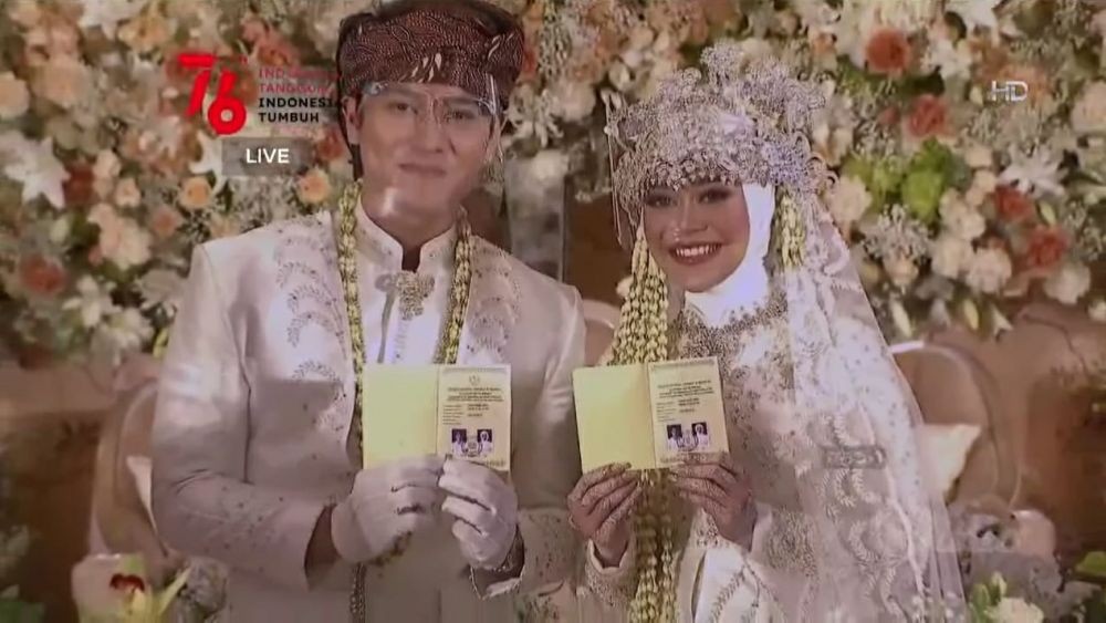 Kemesraan Lesti dan Rizky Billar Sebelum Diterpa Isu KDRT Kemesraan Lesti dan Rizky Billar Sebelum Diterpa Isu KDRT