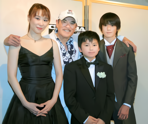 Meninggal Dunia, 10 Kenangan Sonny Chiba dan Mackenyu Arata