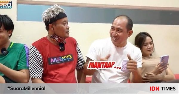 9 Potret Sule Ketemu Calon Besan, Seru Main Badminton Bareng 9 Potret Sule Ketemu Calon Besan, Seru Main Badminton Bareng
