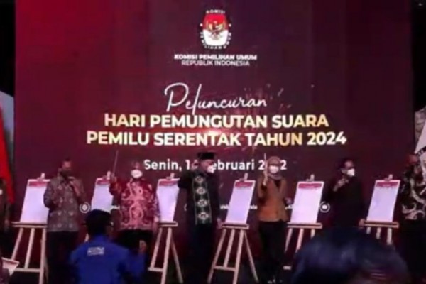 KPU Luncurkan Hari Pemungutan Suara Pemilu Serentak 2024 KPU Luncurkan Hari Pemungutan Suara Pemilu Serentak 2024