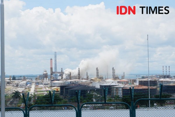 Kembali Berkobar, Tim Pemadam Internal Masih Berusaha Jinakk Kembali Berkobar, Tim Pemadam Internal Masih Berusaha Jinakk