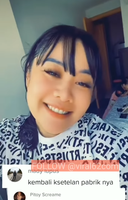 10 Potret Puput Mantan Istri Doddy Sudrajat Lepas Hijab 10 Potret Puput Mantan Istri Doddy Sudrajat Lepas Hijab