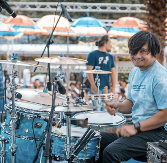 Hengkang dari Sheila on 7, 10 Potret Perjalanan Karier Brian