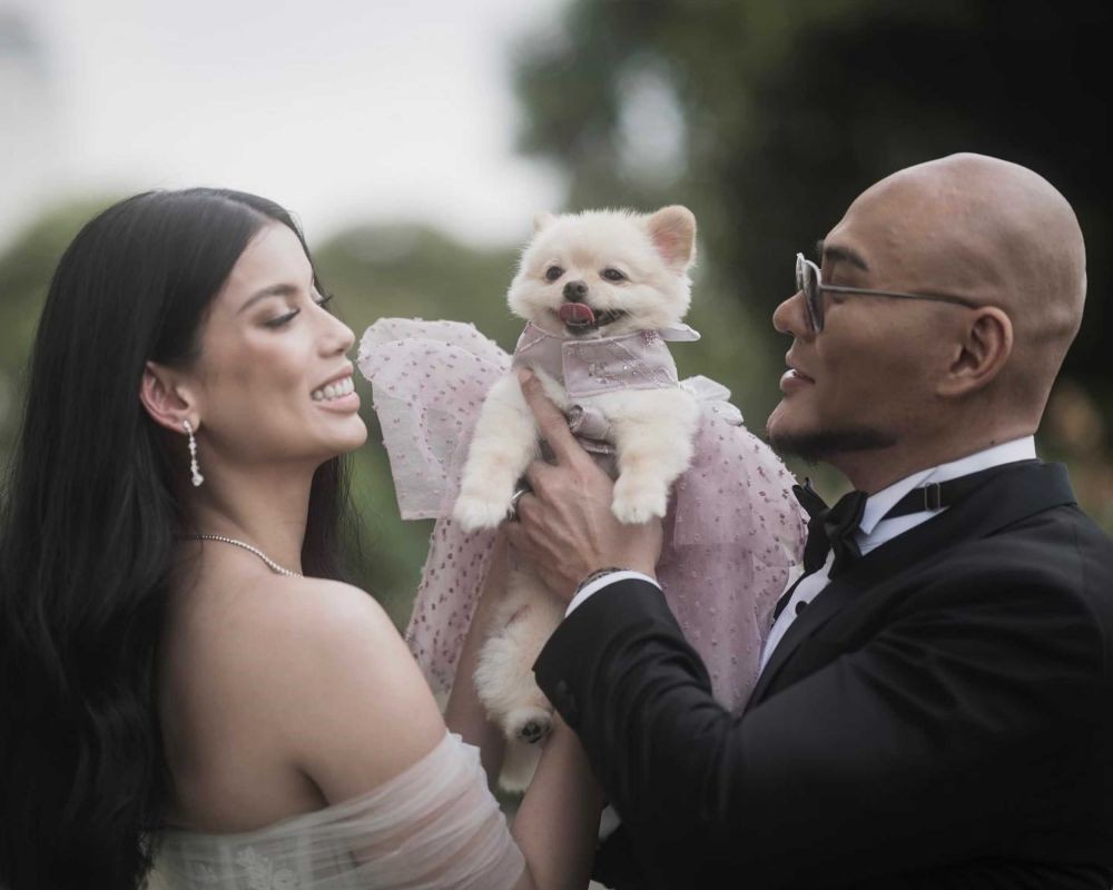 Ikut Resepsi, Momen Deddy Corbuzier dan Sabrina sama Chanel