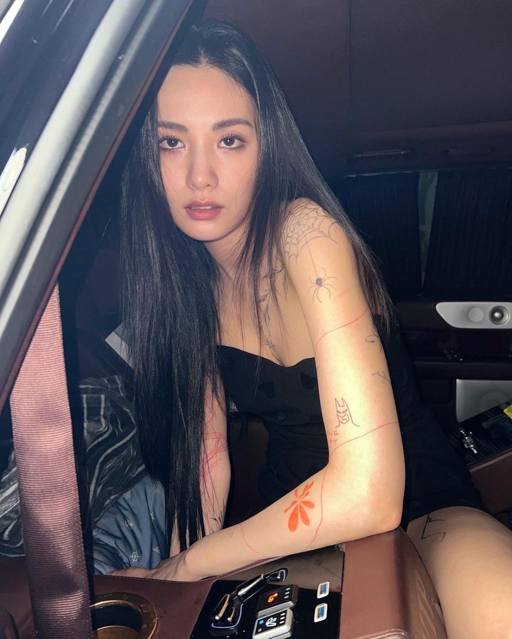 Heboh Badan Nana After School Penuh Tato Ini Kata Agensi