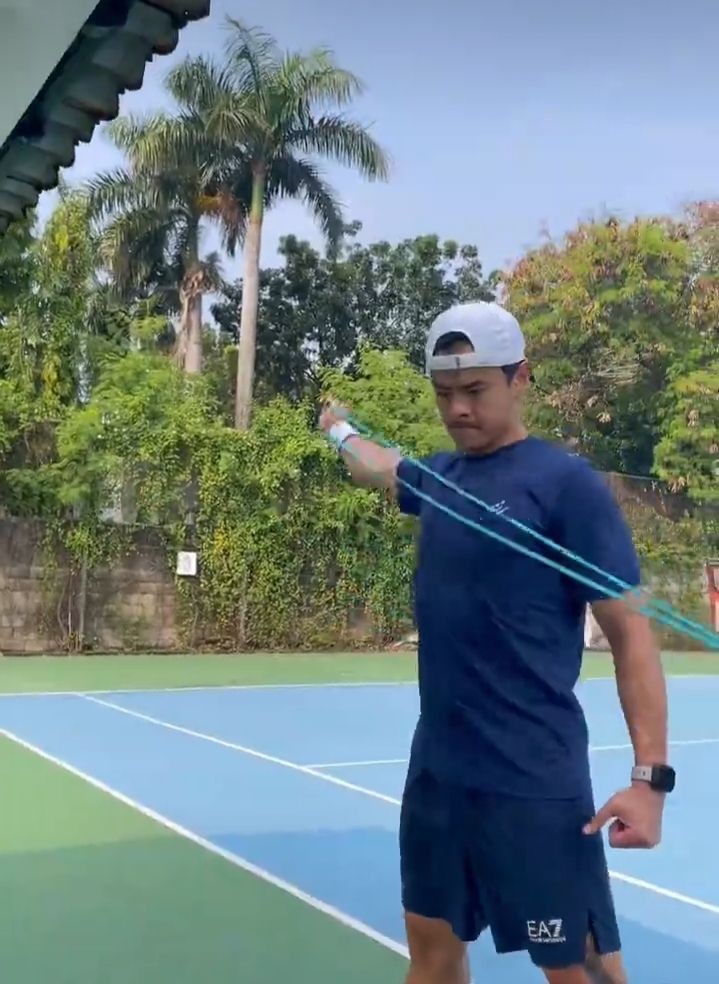 Persiapan Latihan Dion Wiyoko Jelang Event Tiba-Tiba Tenis Persiapan Latihan Dion Wiyoko Jelang Event Tiba-Tiba Tenis
