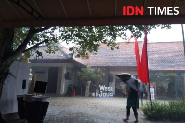 Hari Kedua Puncak KTT G20, Hujan Deras di Nusa Dua Hari Kedua Puncak KTT G20, Hujan Deras di Nusa Dua