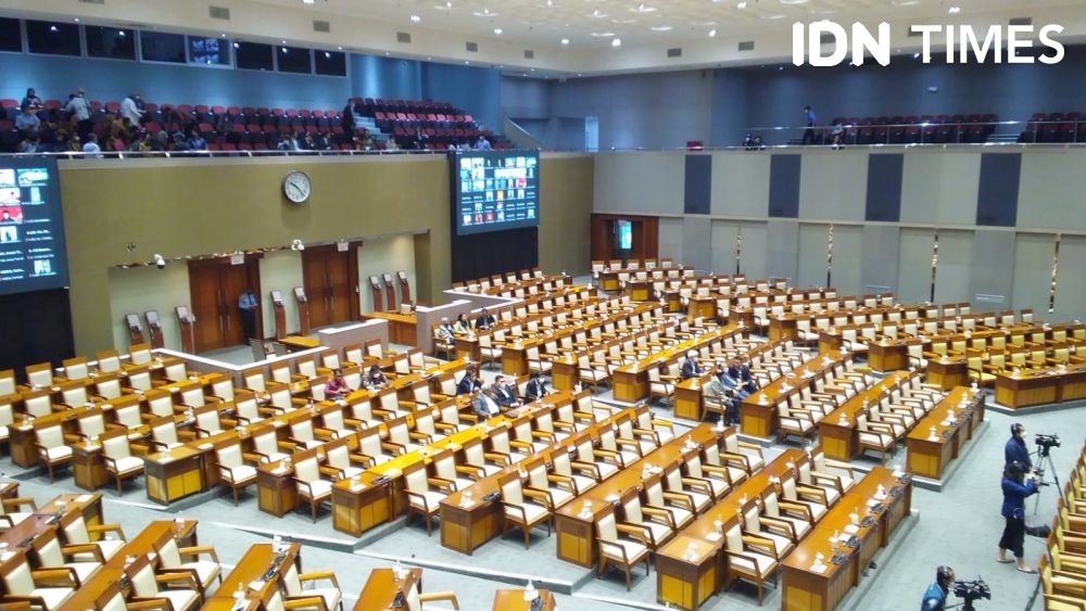 Ruang Sidang DPR Sepi, Hanya 20 Anggota yang Hadir Ruang Sidang DPR Sepi, Hanya 20 Anggota yang Hadir