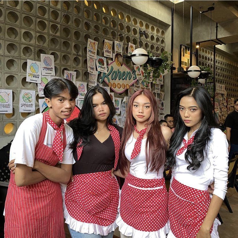 9 Momen Naura Ayu Kunjungi Karen's Diner