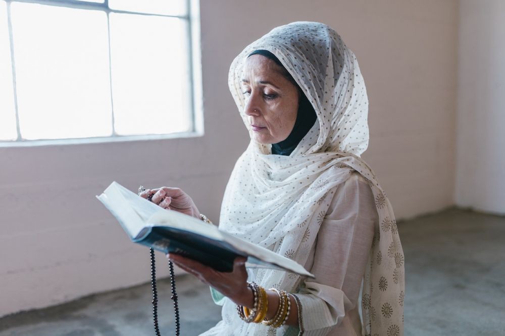 10 Hadis dan Ayat Al-Qur'an tentang Zina, Ditimpa Azab Pedih 10 Hadis dan Ayat Al-Qur'an tentang Zina, Ditimpa Azab Pedih