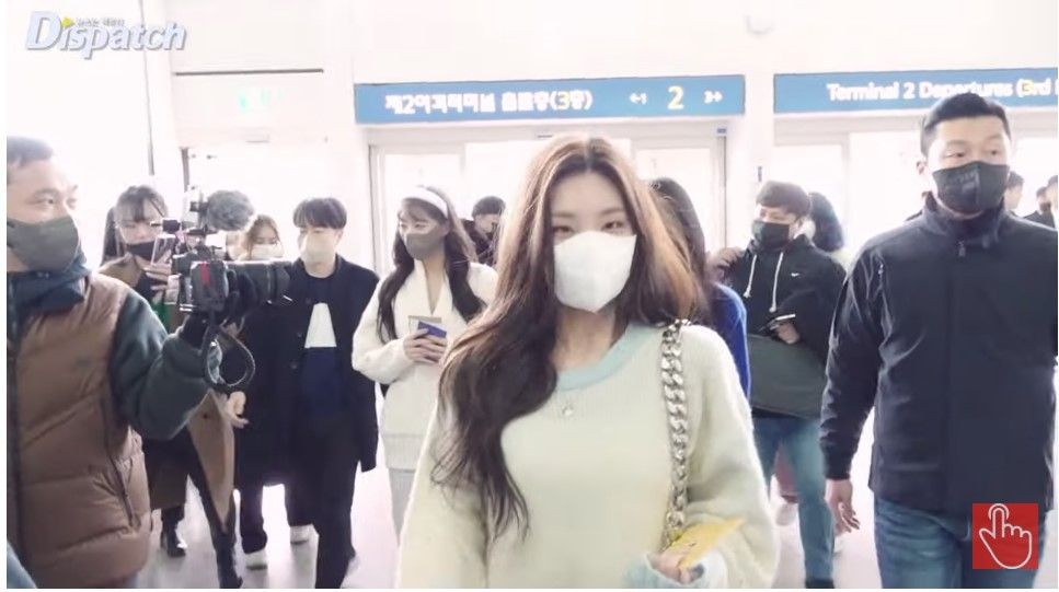 11 Momen ITZY Berangkat sampai Tiba di Jakarta, Pesan Nasgor 11 Momen ITZY Berangkat sampai Tiba di Jakarta, Pesan Nasgor