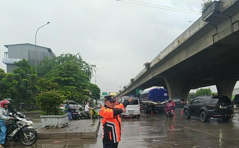 Sudin Perhubungan Jakarta Utara Waspadai Kemacetan Sudin Perhubungan Jakarta Utara Waspadai Kemacetan