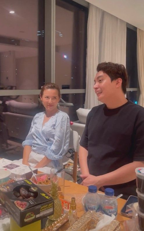 10 Potret Geng Mentri Main ke Rumah Baru Melaney Ricardo 10 Potret Geng Mentri Main ke Rumah Baru Melaney Ricardo