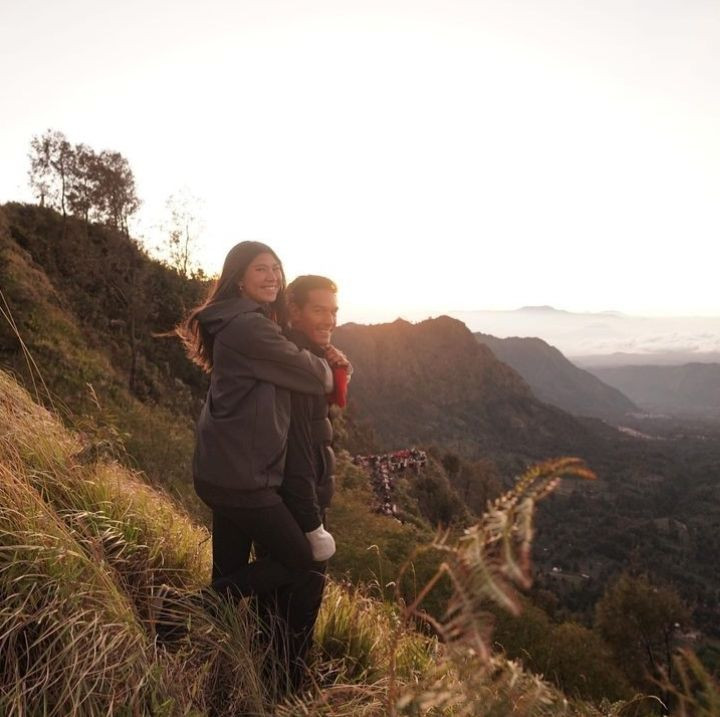 10 Kemesraan Richard Kyle dan Jaz Rowe Juara The Bachelor