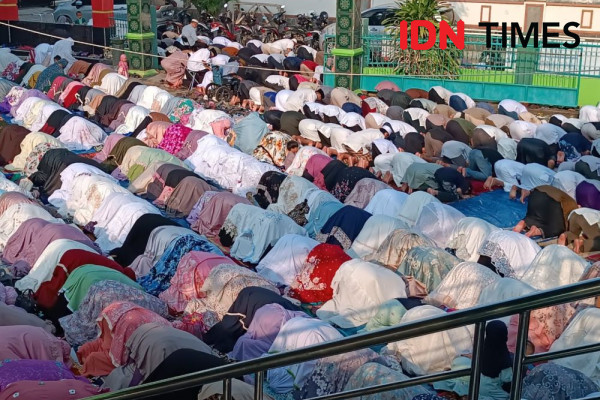Warga Muhammadiyah Bandar Lampung Antusias Salat Idul Fitri Warga Muhammadiyah Bandar Lampung Antusias Salat Idul Fitri