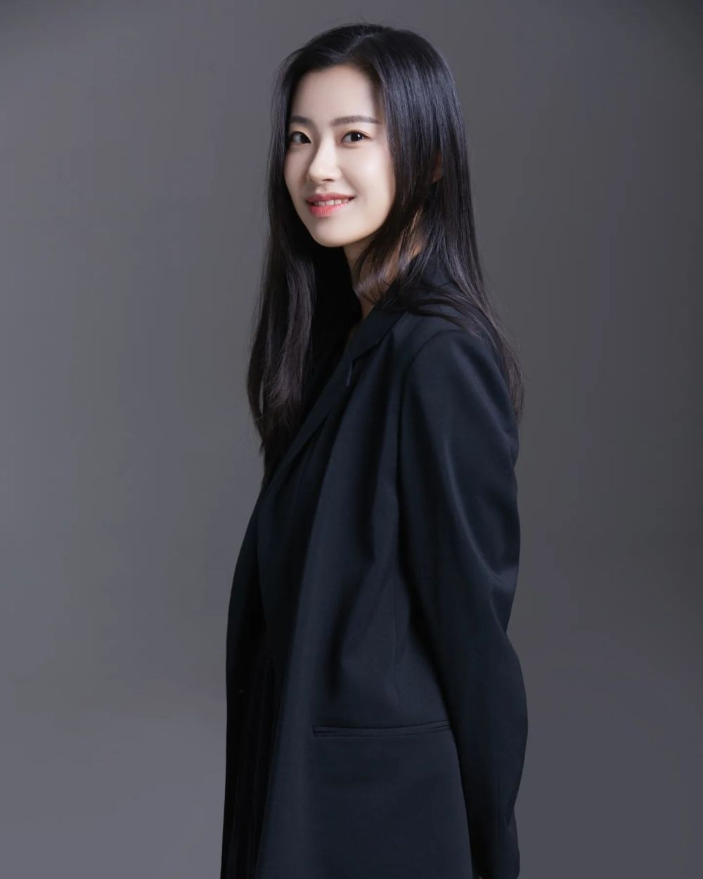 Biodata dan Profil Kim Min Ah Kakak Jungwoo NCT