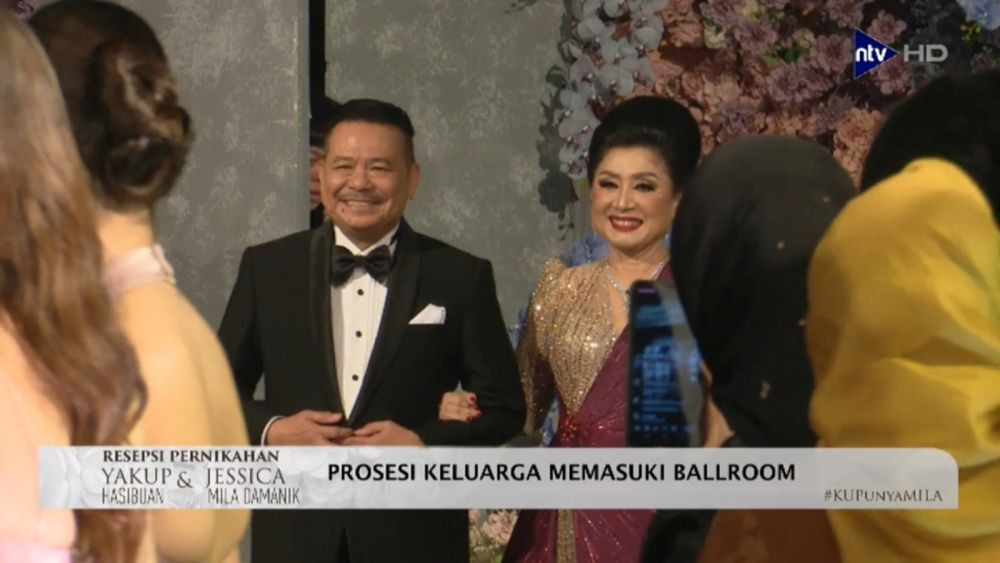 8 Potret Resepsi Pernikahan Jessica Mila dan Yakup Hasibuan