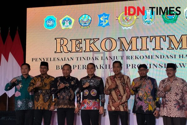 Eri Sebut Sudah Selesaikan 22 Rekomendasi Temuan BPK Jatim Eri Sebut Sudah Selesaikan 22 Rekomendasi Temuan BPK Jatim