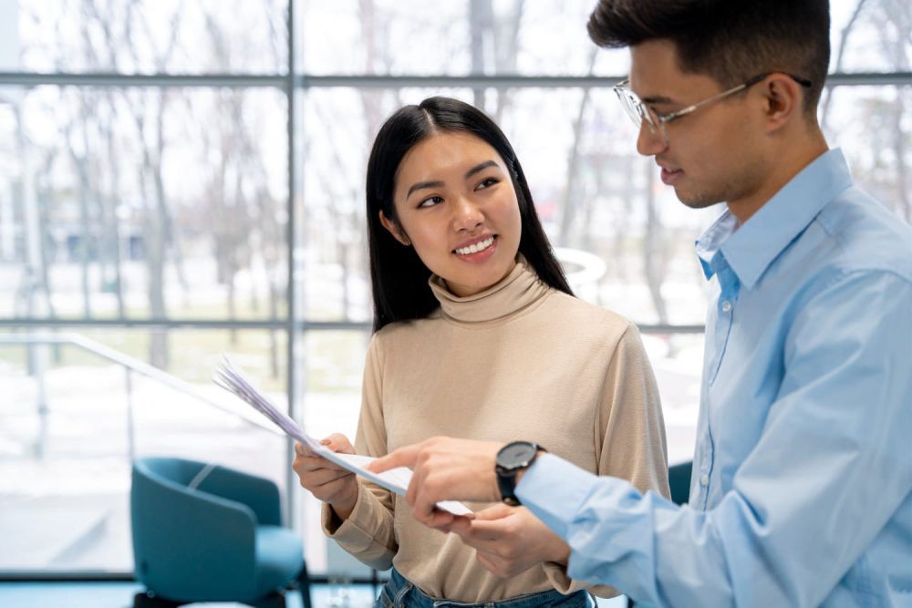 6 Fakta Profesi Helper yang Dituntut Cekatan dan Teliti! 6 Fakta Profesi Helper yang Dituntut Cekatan dan Teliti!