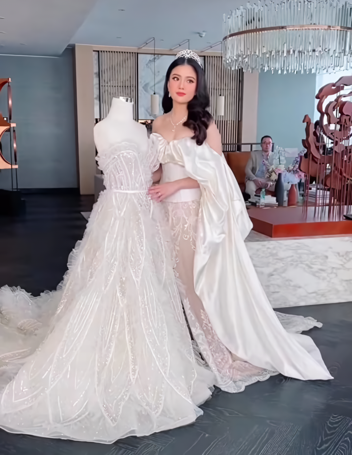 7 Makeup dan Dress Resepsi Valencia Tanoesoedibjo