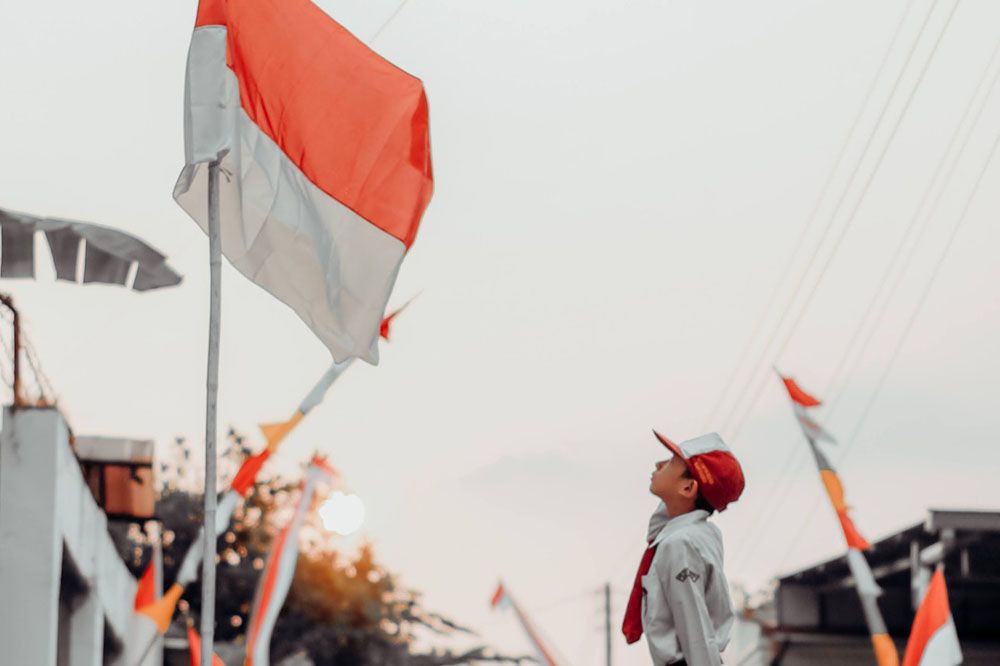 Patriotisme: Pengertian, Ciri, Tujuan, dan Contoh!