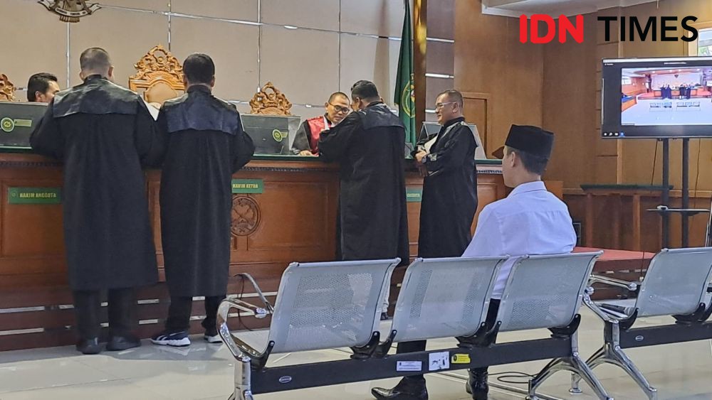 Korupsi Bandung Smart City: Ema Sumarna Bakal Bersaksi di PN Korupsi Bandung Smart City: Ema Sumarna Bakal Bersaksi di PN