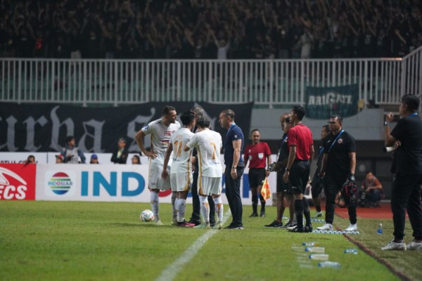 Thomas Doll Gerutu Usai Persija Gagal Kalahkan Persikabo Thomas Doll Gerutu Usai Persija Gagal Kalahkan Persikabo
