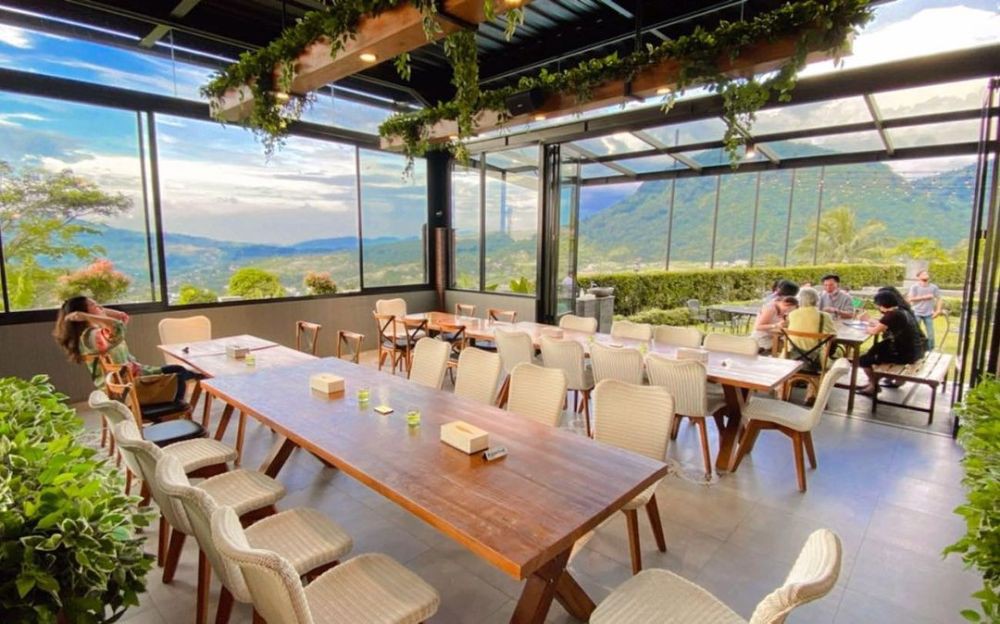 8 Tempat Makan di Sentul Bogor dengan View Bagus Super Kece